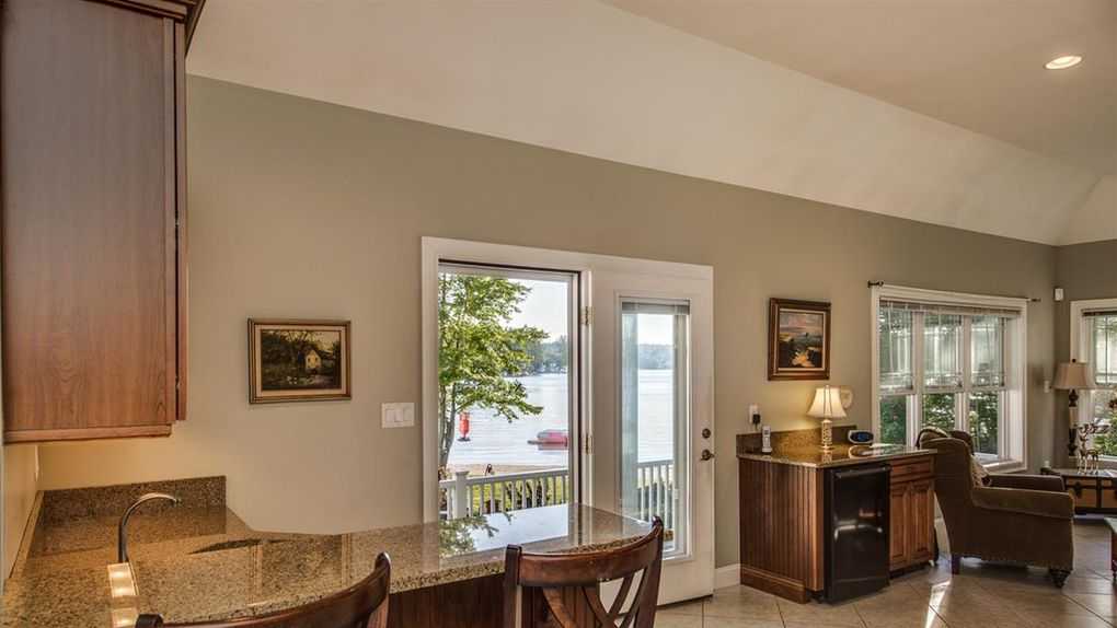 Mansion Monday: This lakeside home in Derry has it all