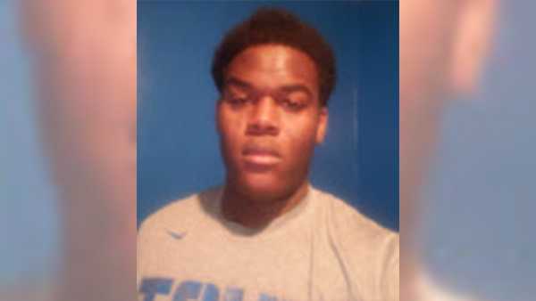 Cincinnati police search for missing 15-year-old runaway