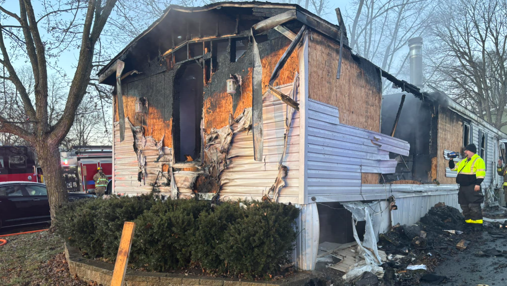 Dallas County house fire: Fire destroys mobile home in De Soto