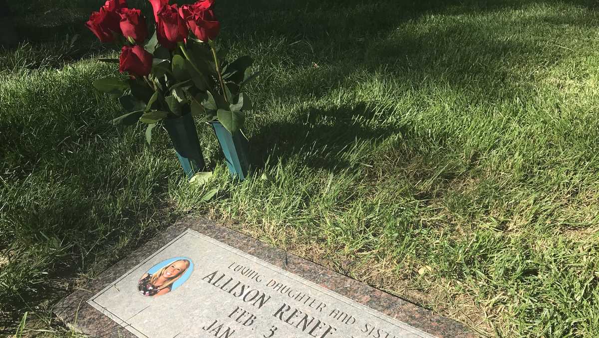 Mayor of St. Bernard visits daughter's grave every day since rare ...