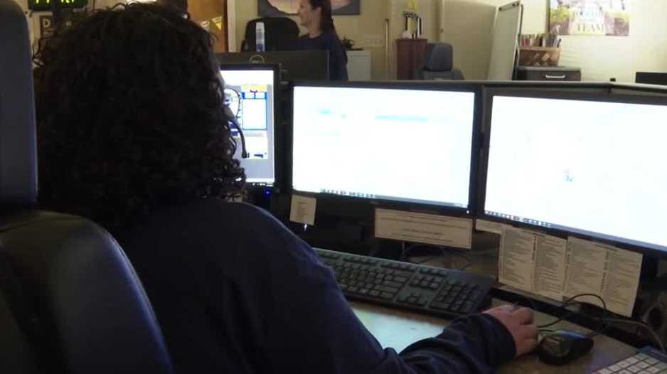 Florida 911 dispatcher explains the process behind answering calls