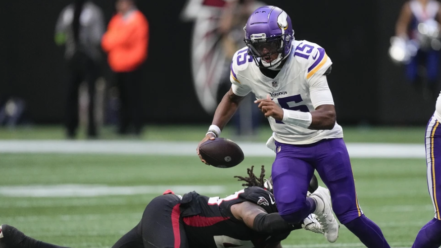 Joshua Dobbs rallies Vikings days after trade to beat Falcons 31-28