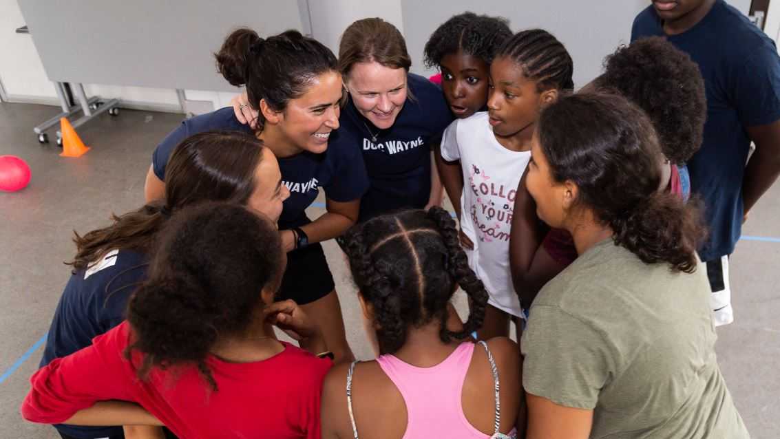 5 for Good: Doc Wayne offers sports-based therapy to hundreds of area kids