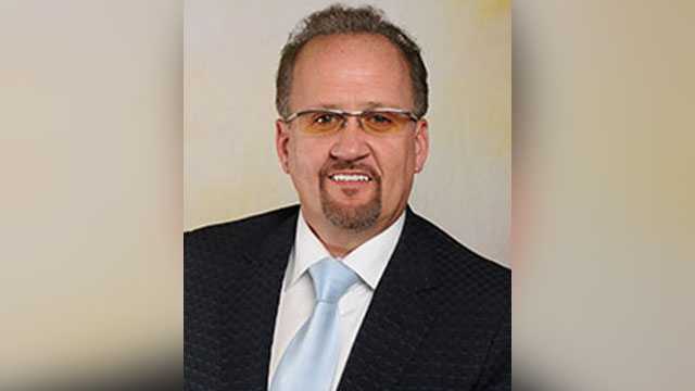 Prosecutor: Man shot, killed doctor for refusing to prescribe wife opioids