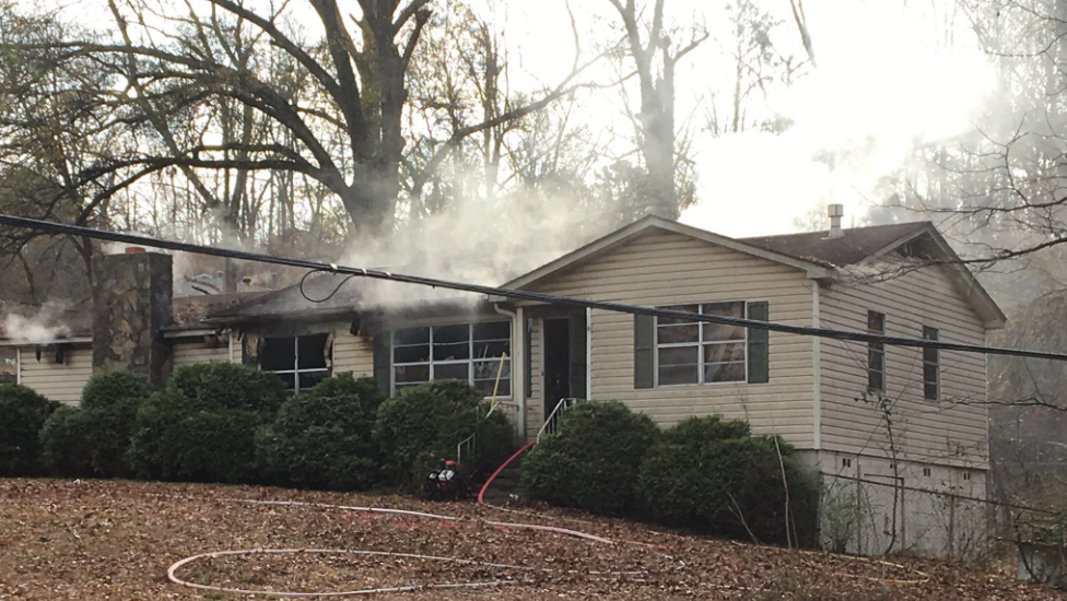 3 dogs killed in house fire