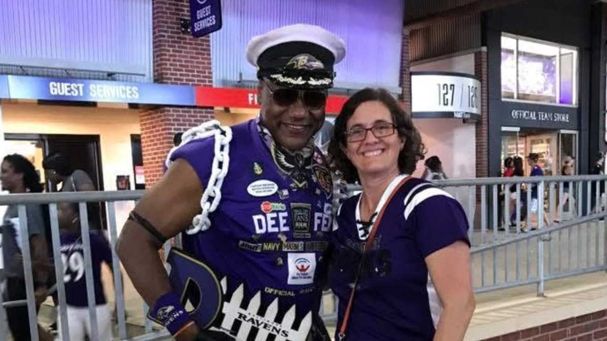 Ravens Flock remembers Captain Dee-Fense | Fan photos