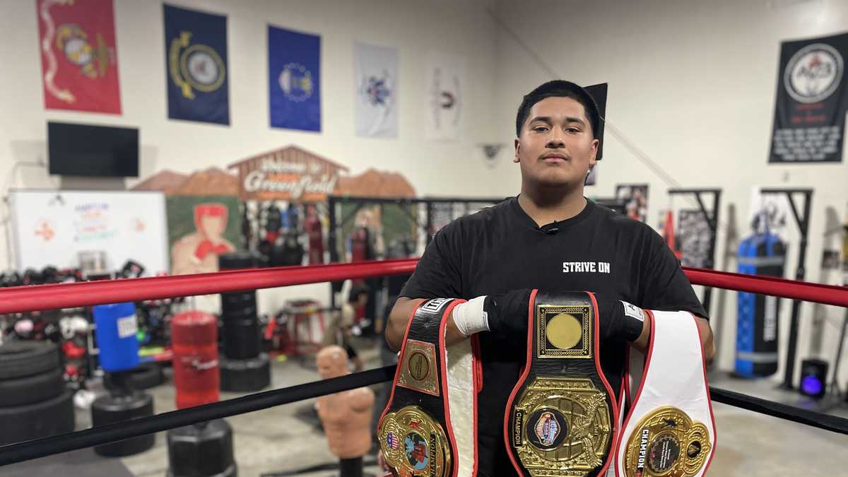 Greenfield boxer fighting for National Silver Gloves title
