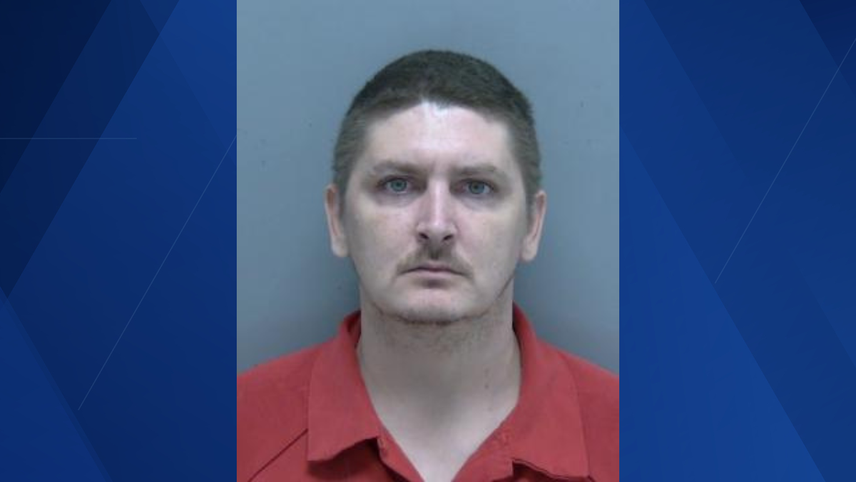 Cape Coral felon back on the run after probation violations tied to ...