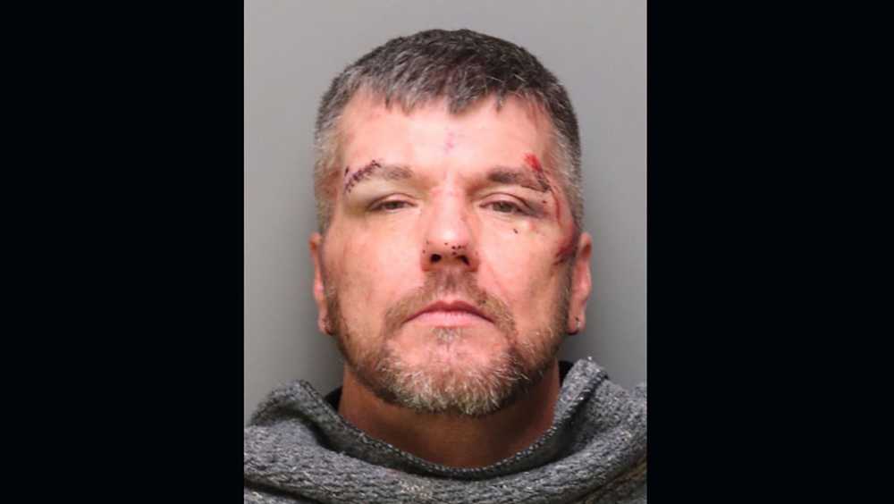 South Carolina: Police officers placed on leave after arrest