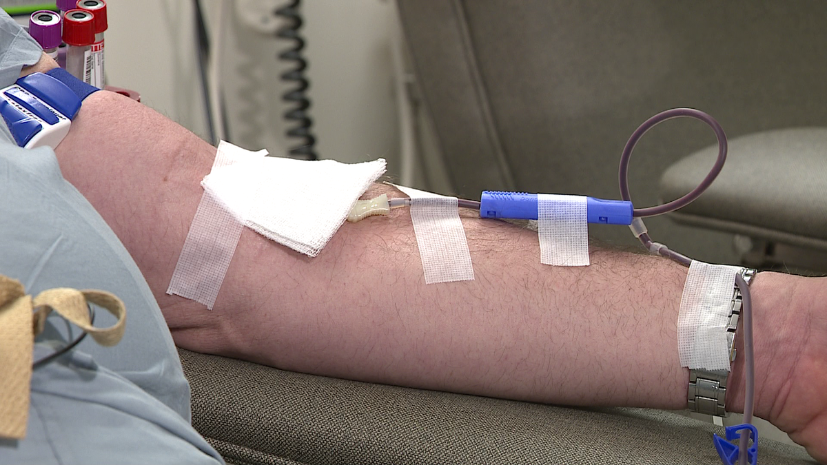 Plasma donor: 'How can anybody think twice?'