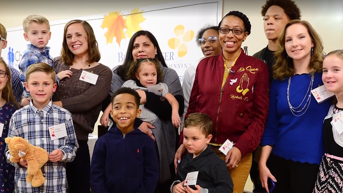 Mother of teen killed in crash meets children her son saved