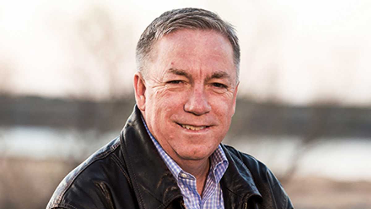 Former GOP congressman enters race for California governor