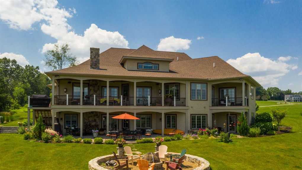 Mansion Monday: Luxury by the water in Dover