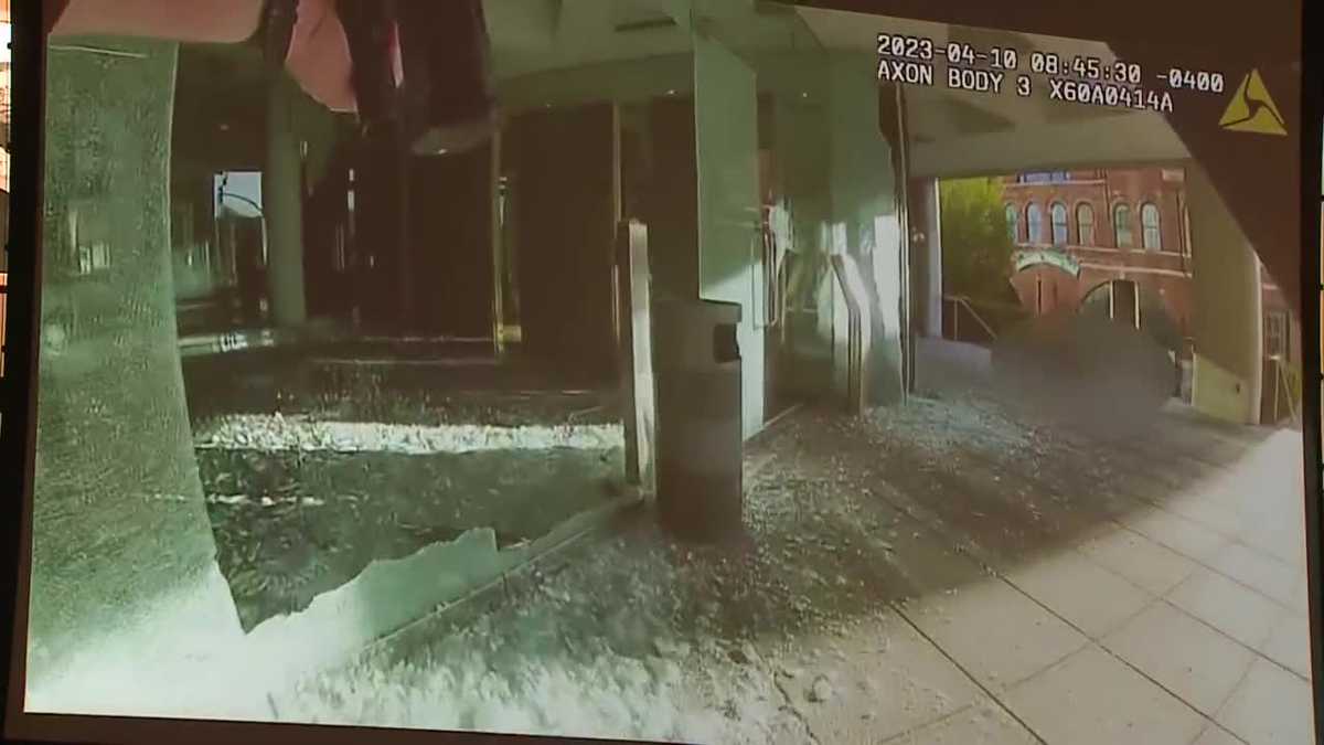 Police release body camera video from mass shooting at Louisville bank Police release body camera video from mass shooting at Louisville bank