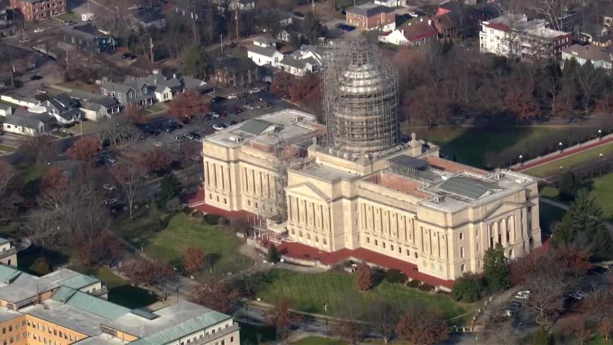 Kentucky Capitol evacuated due to bomb threat sent across US