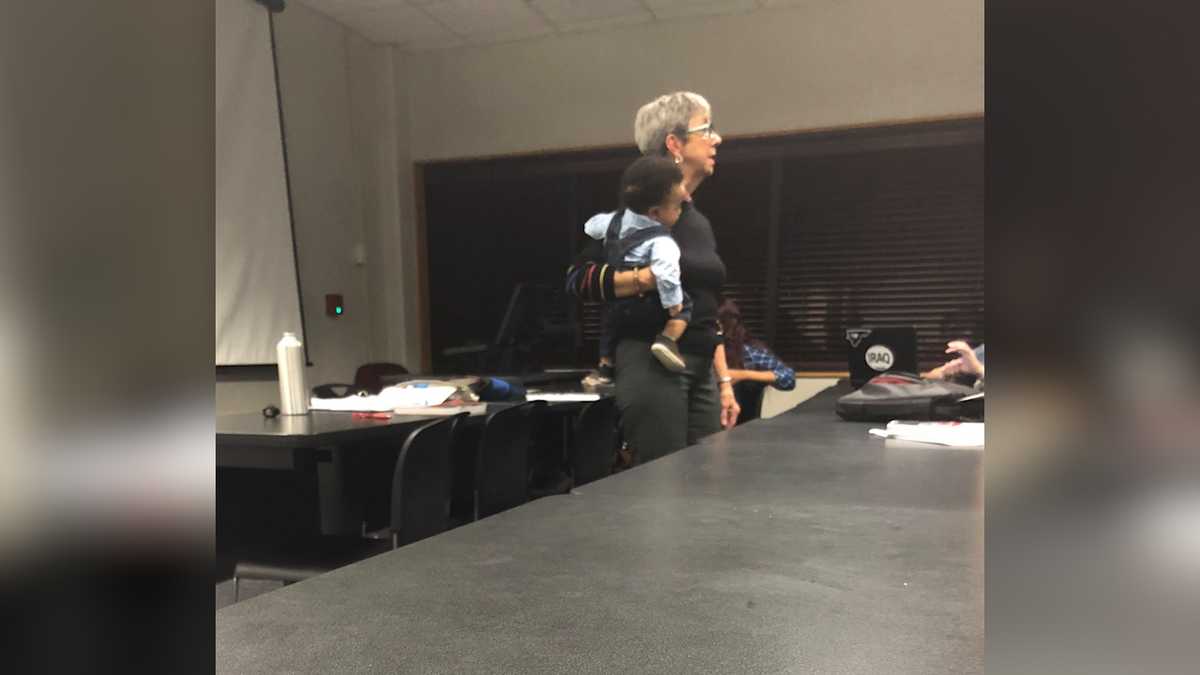 Savannah State professor lends helping hand to mother and student
