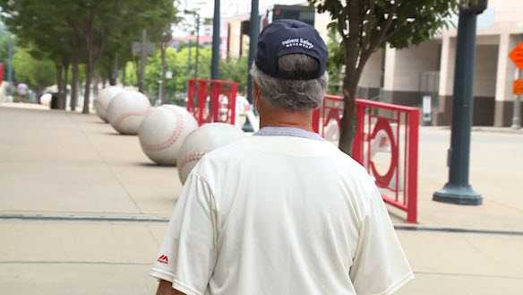 Doctor dedicates visit to major league baseball parks in support of ...
