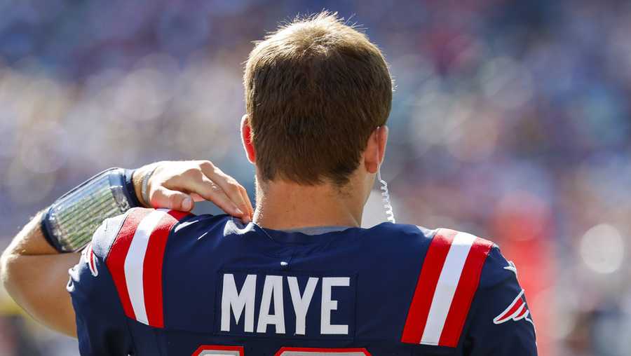 Hopes of Patriots Nation sit on rookie quarterback Drake Maye's shoulders