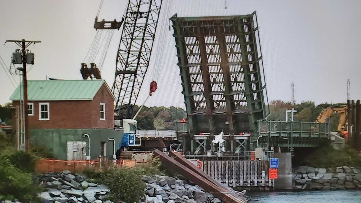 Champlain Islands drawbridge construction to resume Monday
