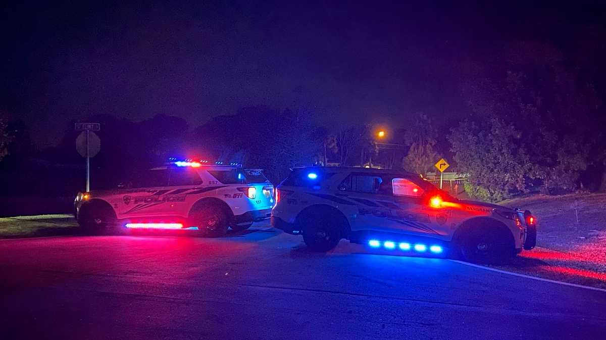 Port St. Lucie Police Department investigating near-drowning of young child Port St. Lucie Police Department investigating near-drowning of young child