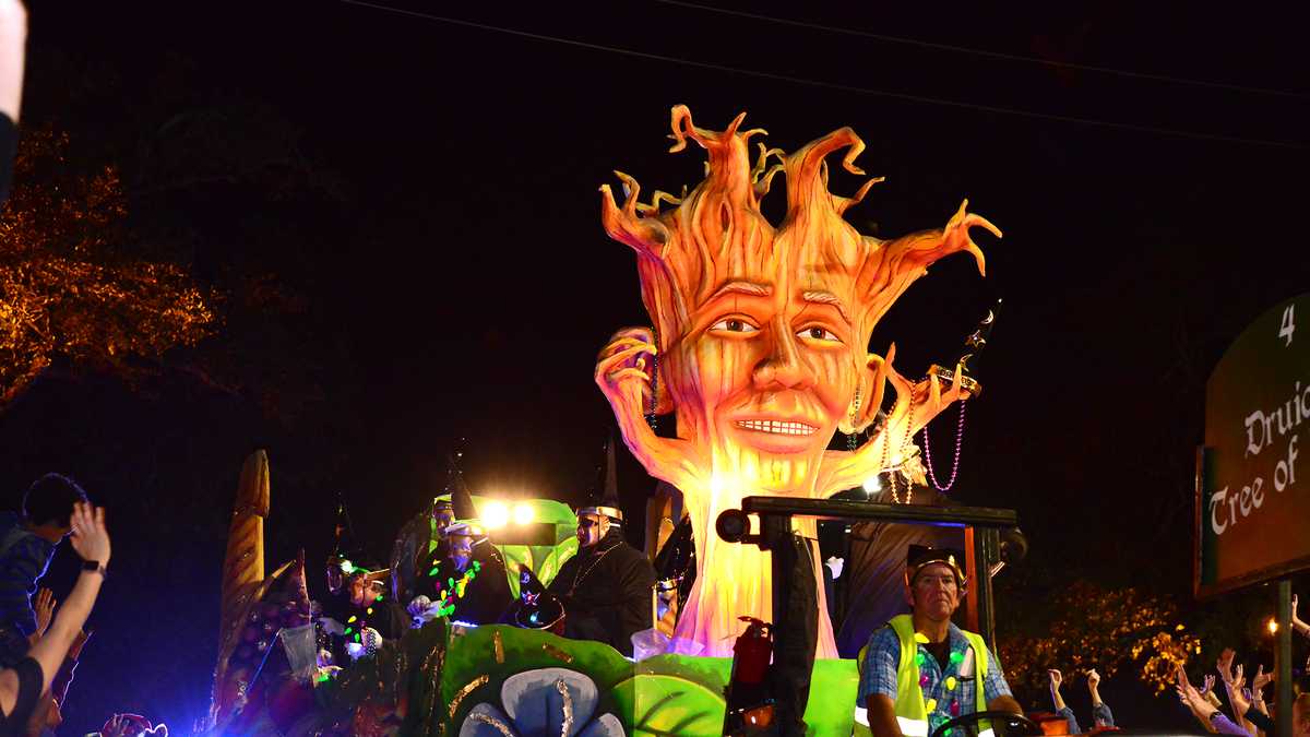 ICYMI: You know you want to look through these awesome Uptown parade ...