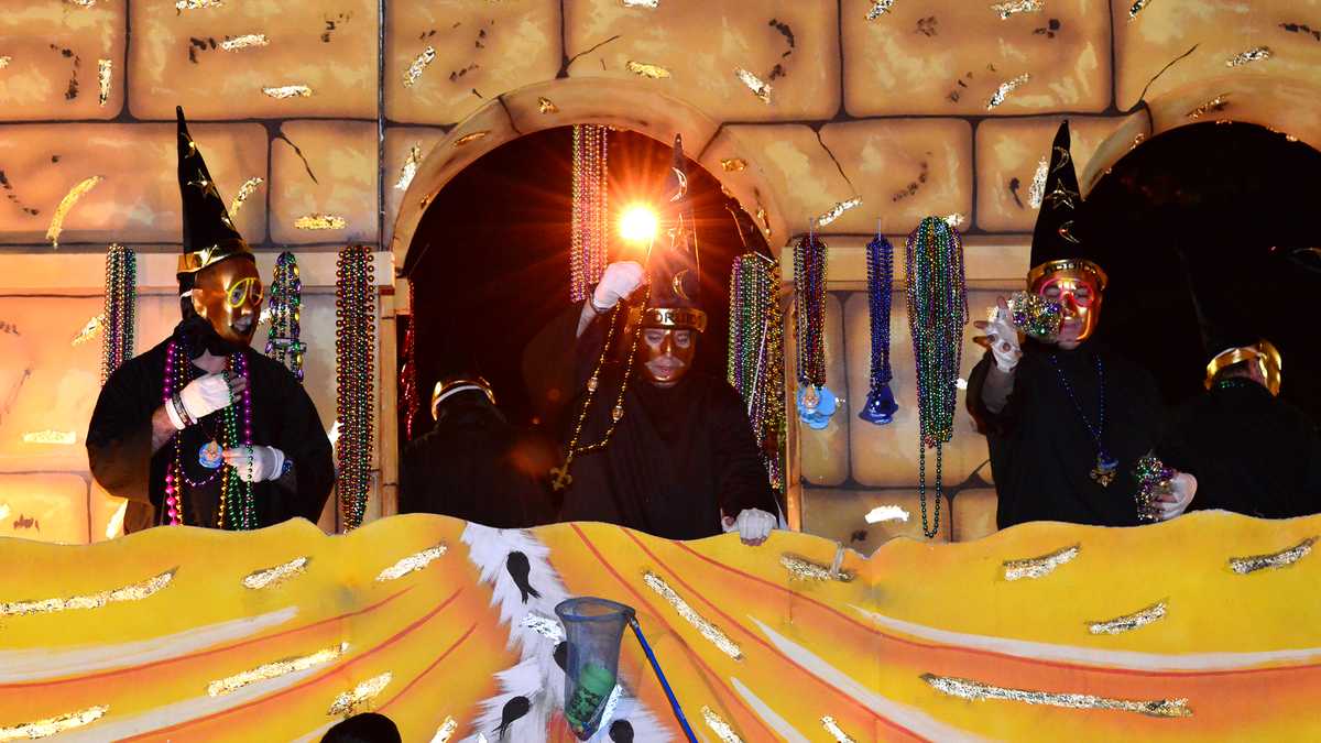 ICYMI: You know you want to look through these awesome Uptown parade ...