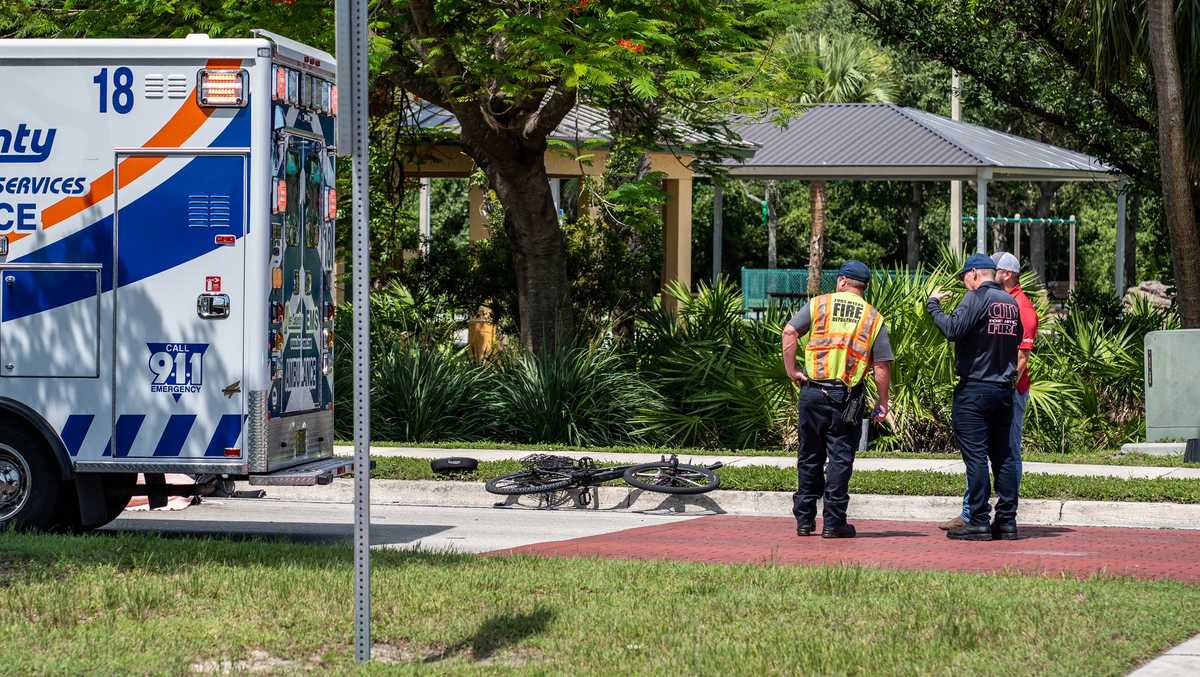 Bicyclist Dies After Crash Along Veronica Shoemaker Boulevard In Fort Myers