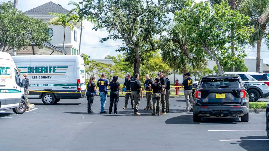 Truist Bank robbed in south Fort Myers, two suspects arrested