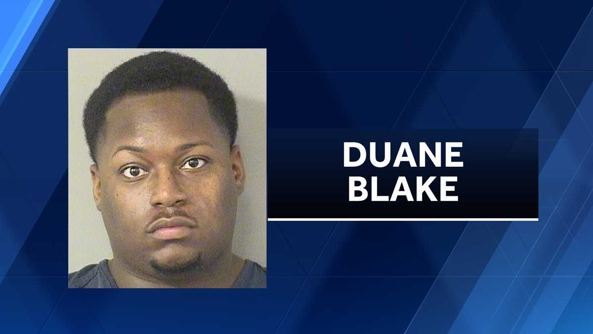 Armed parent arrested for aggravated assault at Florida school