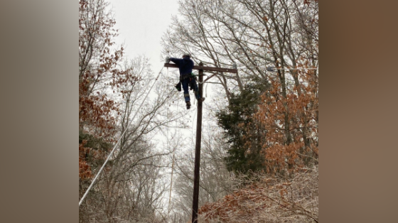 Duke Energy lineman climbs hard-to-access pole in Harrison