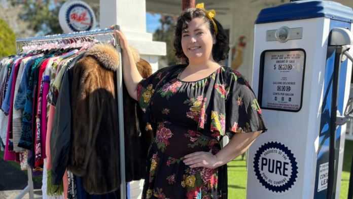 Old Fashioned Bazaar bringing vintage clothing to Savannah shoppers