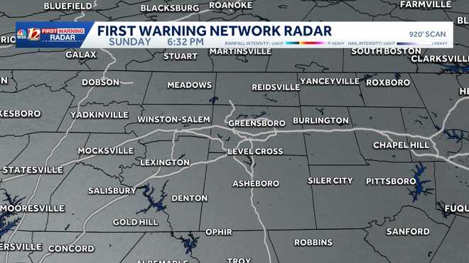Hour-by-hour forecast: Lingering rain and Mountains snow showers