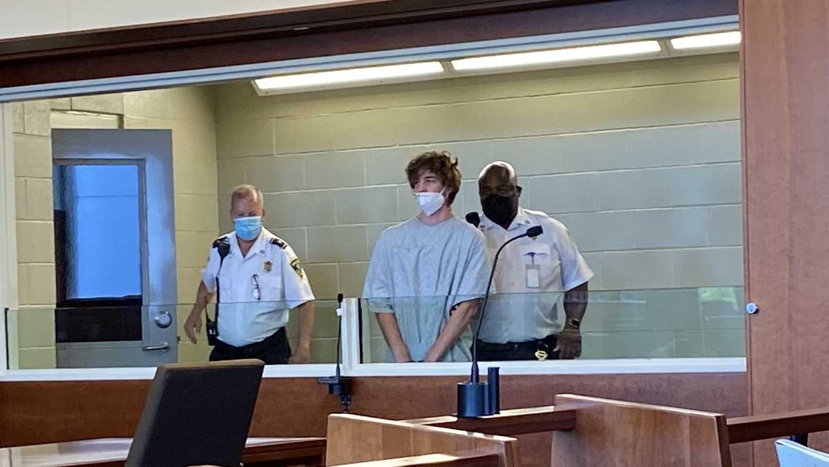 Son Accused Of Killing Father Brought Man To Duxbury Pond To Exorcise