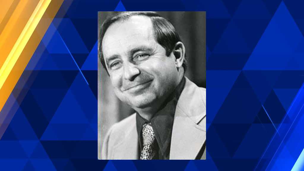 Former ISU, UNI and Barnstormers coach Earle Bruce has died