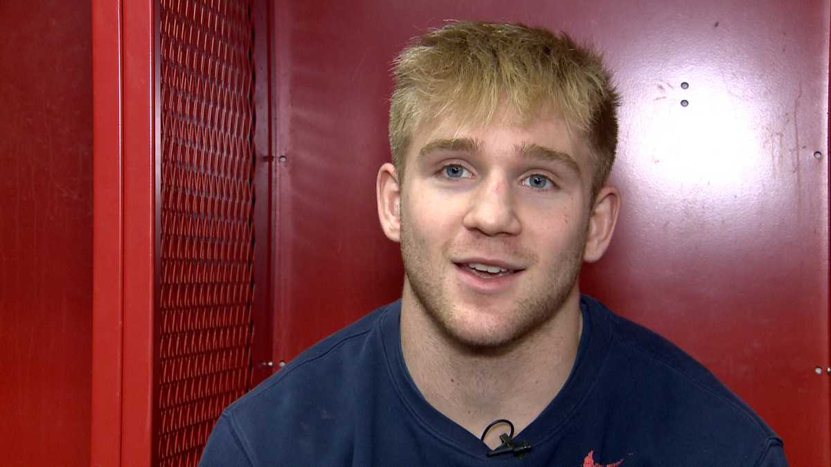 CAL wide receiver commits to Western Kentucky