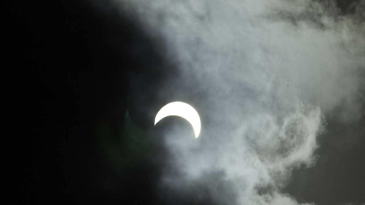 Check out these photos of past solar eclipses