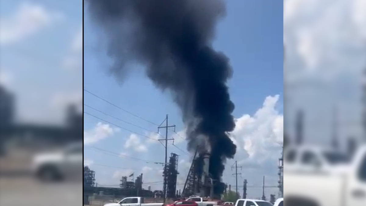 Fire at oil refinery in El Dorado