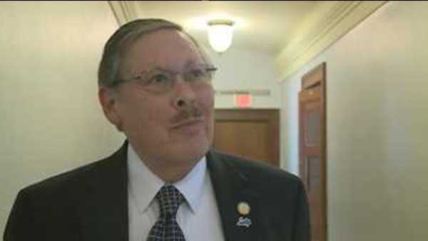 Kentucky senator dies days after resignation amid battle with cancer