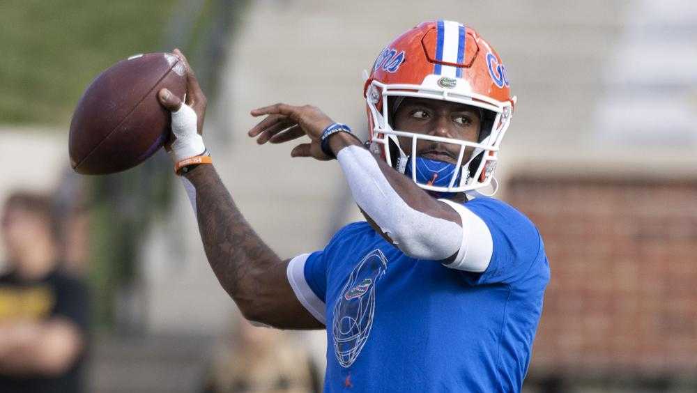 Florida QB Emory Jones transferring after 2 spring practices