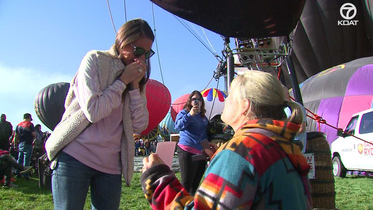 Balloon Fiesta first-timer gets big surprise when her partner gets down ...