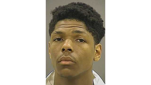 Police: Man wanted for trying to rob same business for second time