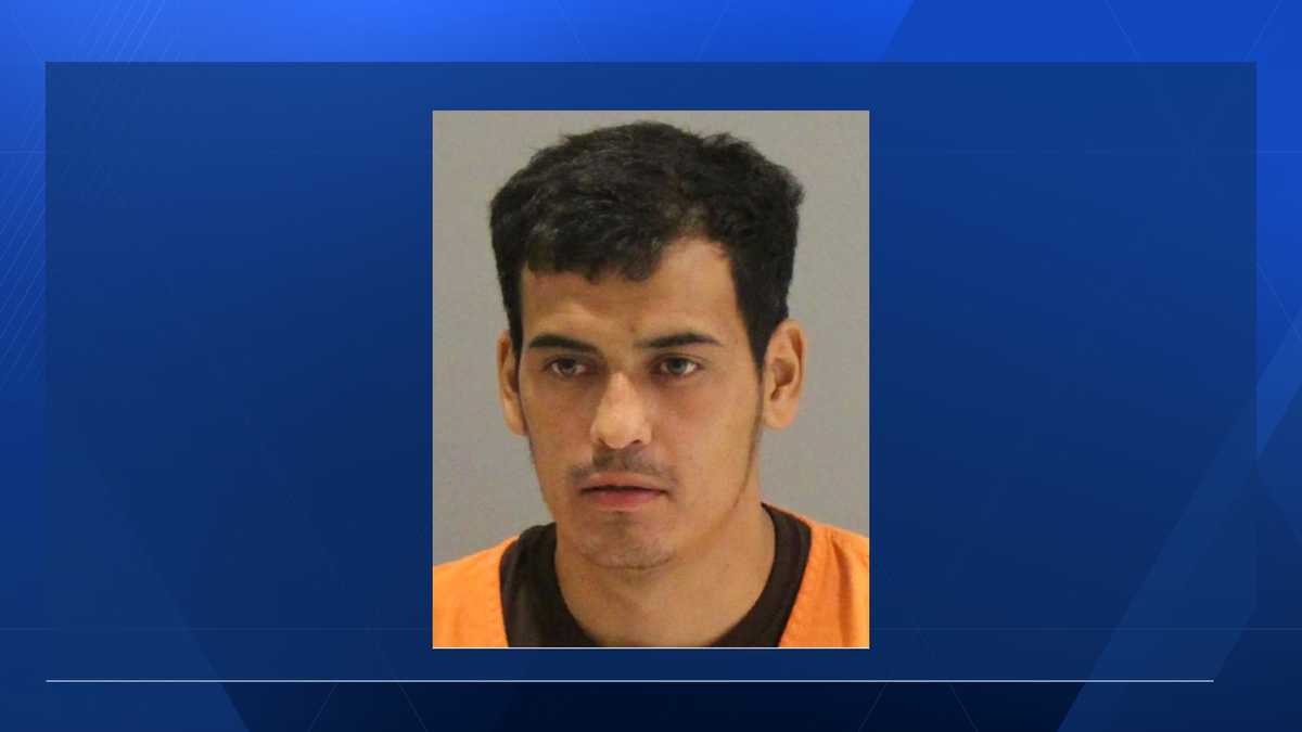 Man accused of killing Sarah Root changes plea