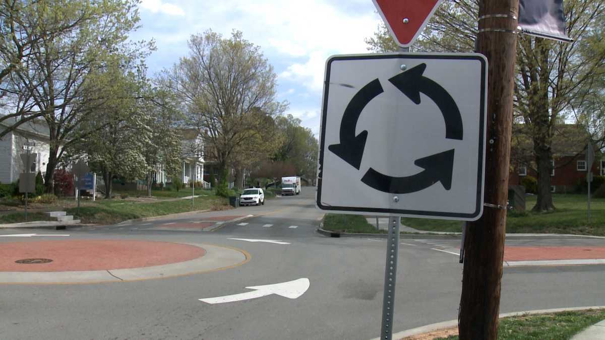 Elizabethtown putting in 10 new roundabouts across city