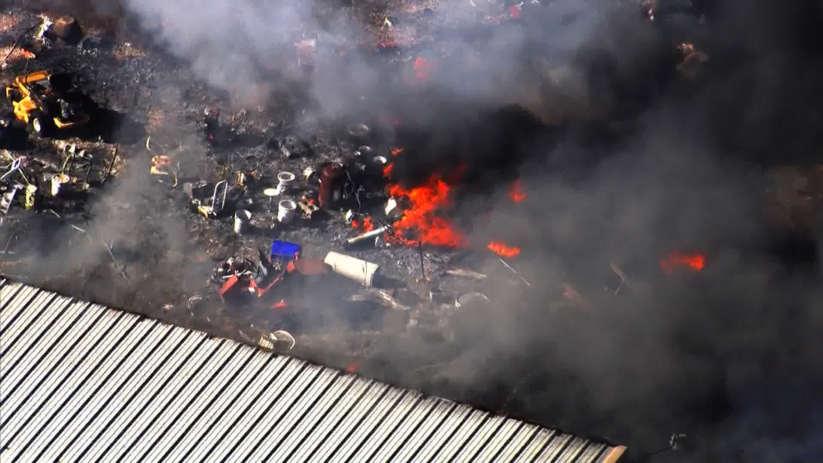 Fire crews battle fires amid red flag warnings in Central Florida