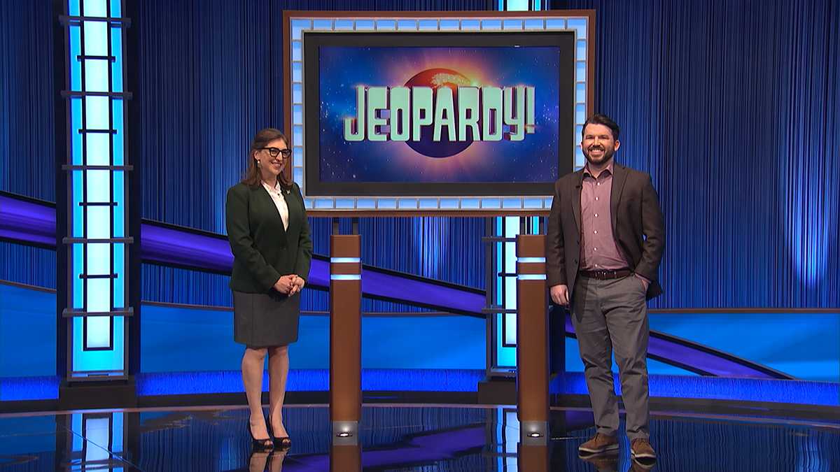 Louisville-area chemistry teacher now a 'Jeopardy!' winner