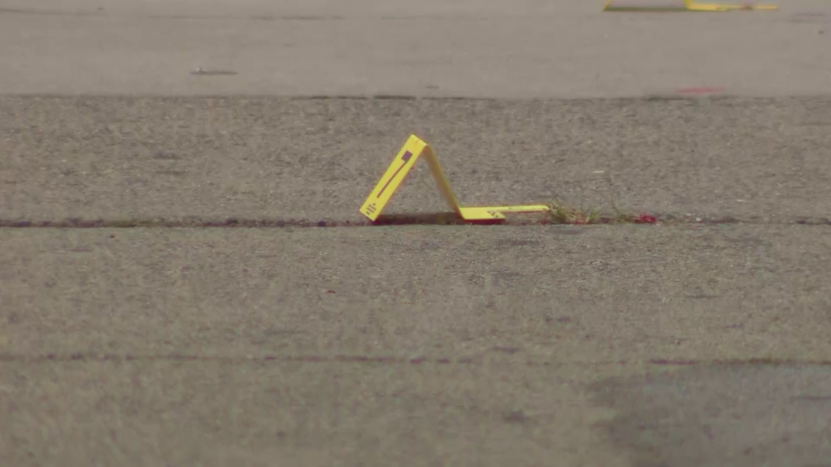 Father fires gun, grazing 7-year-old's head as she walked on Boston ...