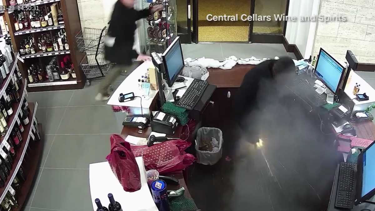 Watch as e-cigarette inside man’s pocket repeatedly explodes