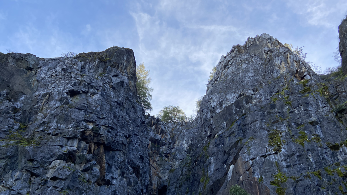 Breathtaking climbing area along Quarry Trail﻿﻿﻿ in Northern California