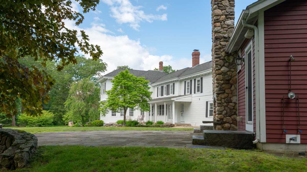 Two house compound on market in Weston for $2.09M