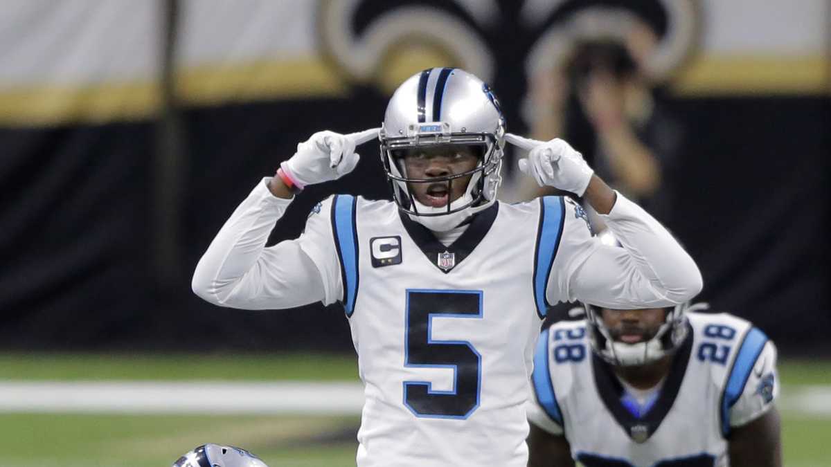 PHOTO GALLERY: Saints beat Panthers 27-24
